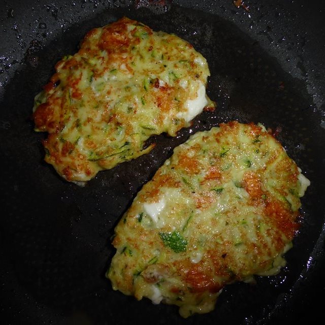 Feta and Courgette Fritters with Pistachio Rice | Recipe | SoCook